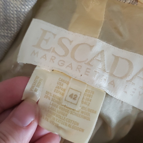 Escada | Jackets & Coats | Escada Gold Cream Blazer Vintage Size 2 ...